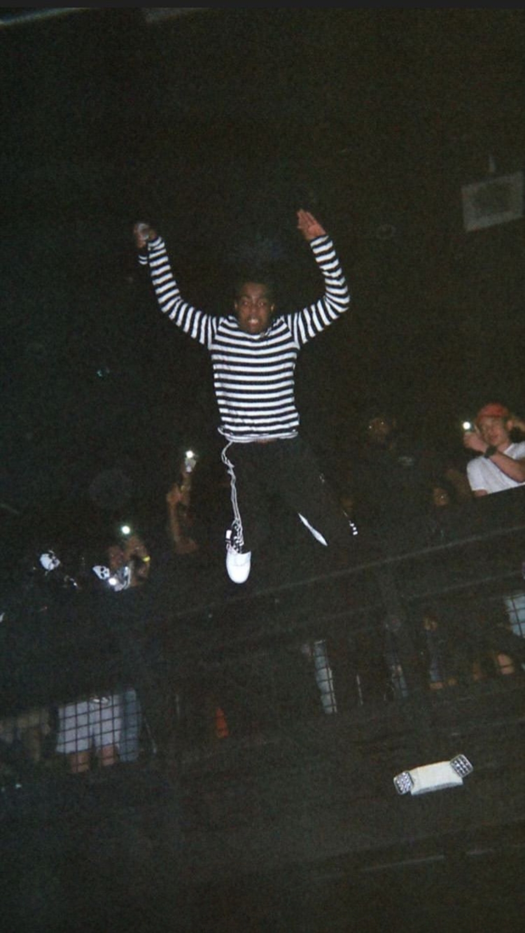 XXXTentacion Jumping Wallpapers - Wallpaper Cave