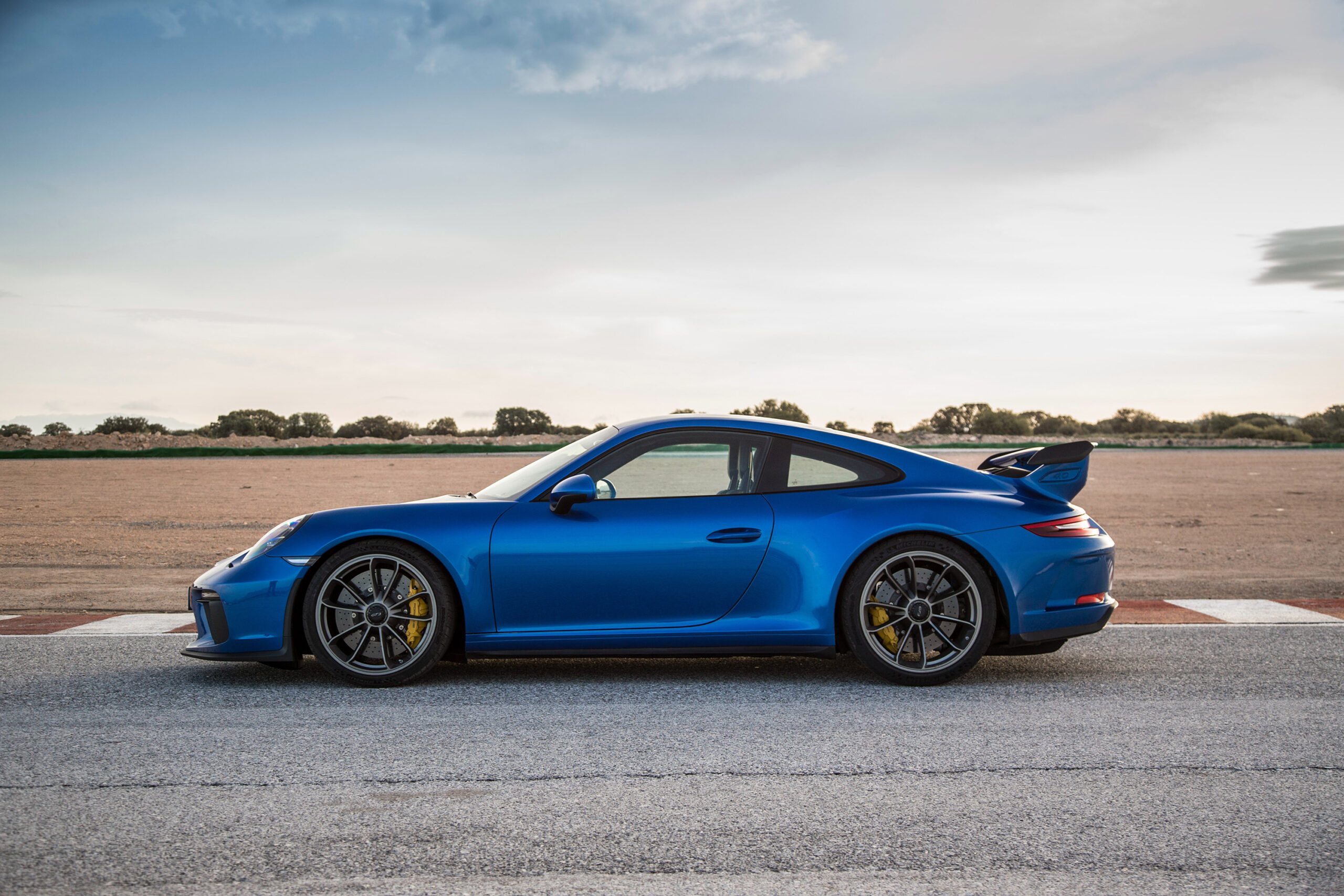 Porsche 911 Gt3 Side View Wallpapers - Wallpaper Cave