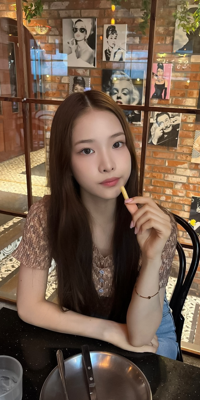 ADYA Kpop Wallpapers - Wallpaper Cave