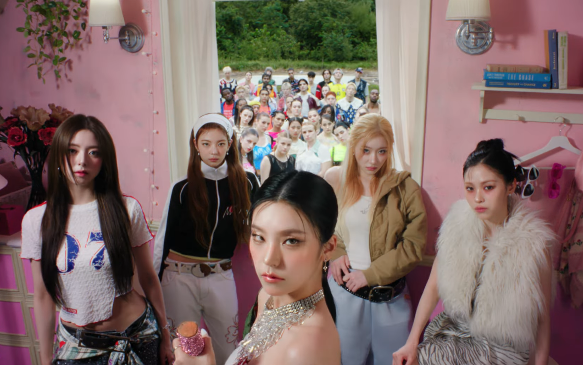 Itzy Gold Wallpapers - Wallpaper Cave