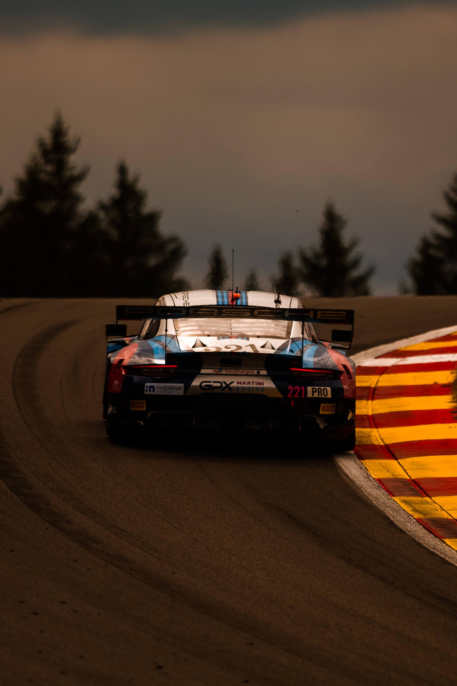 Race Cars Phone Wallpapers - Wallpaper Cave