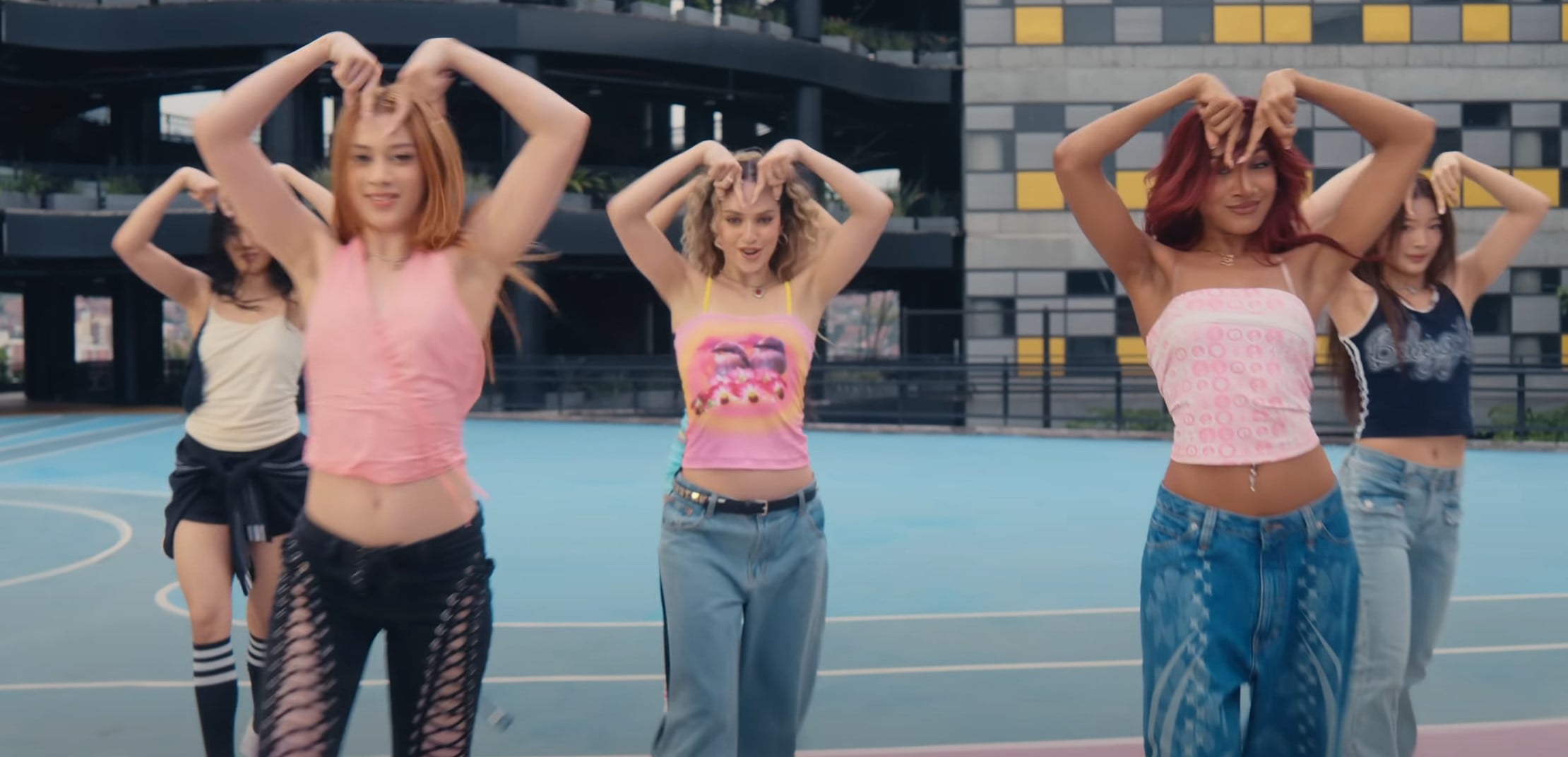 Katseye Manon Wallpapers - Wallpaper Cave