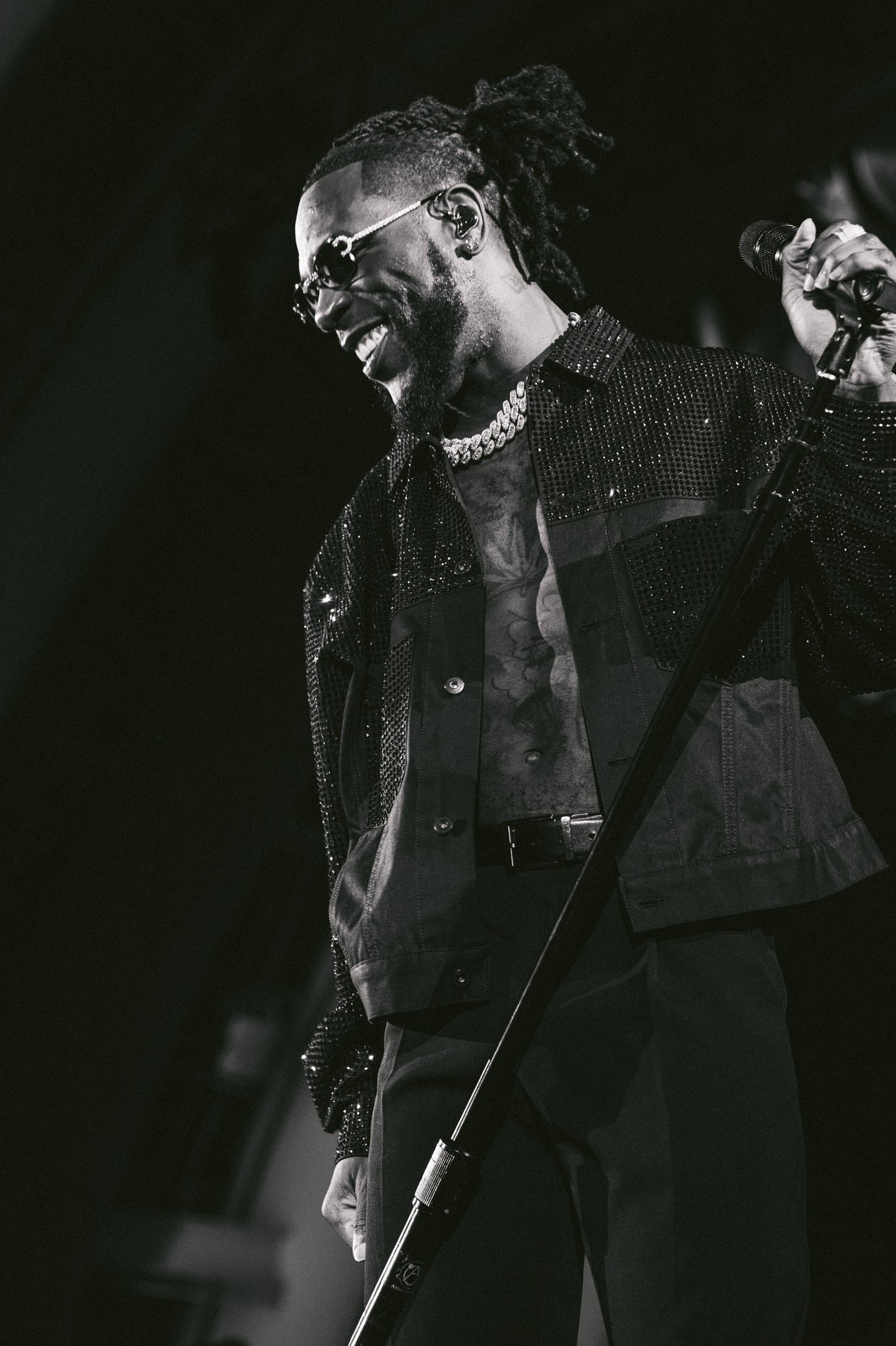 Burna Boy iPhone Wallpapers - Wallpaper Cave