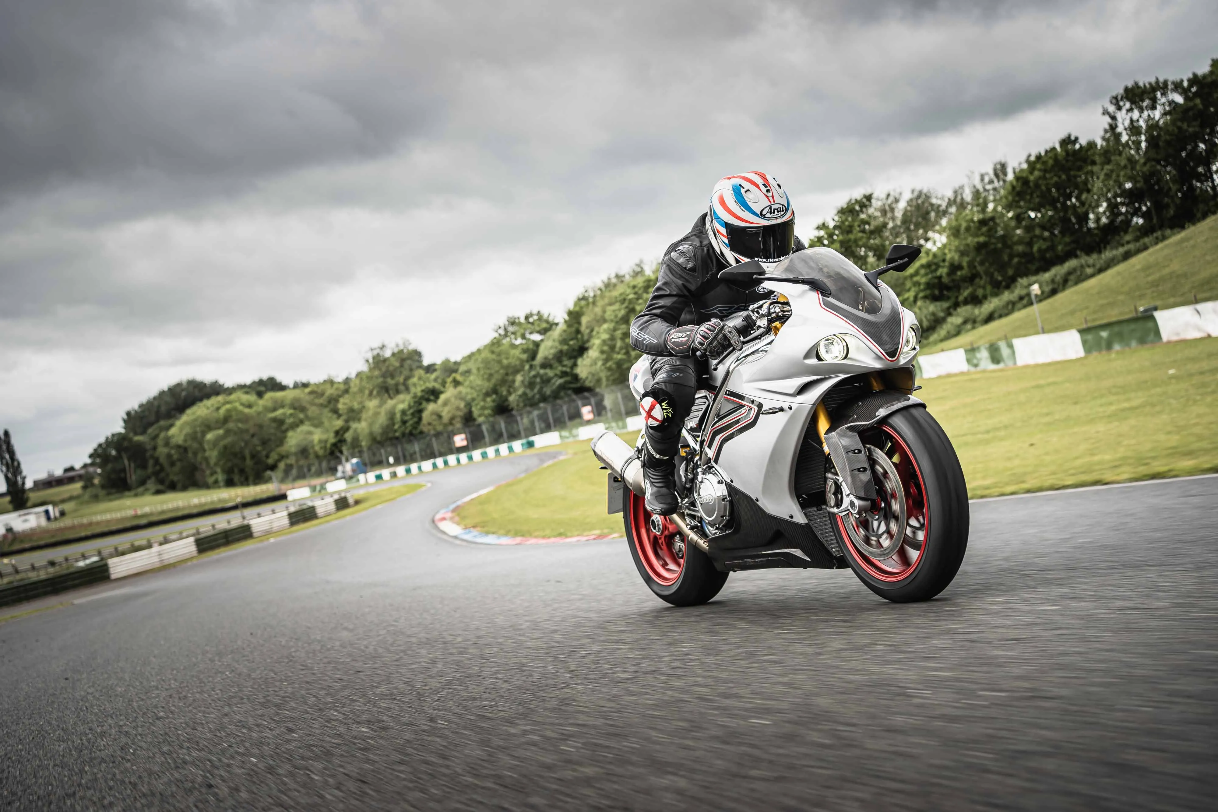 RST Moto Wallpapers - Wallpaper Cave