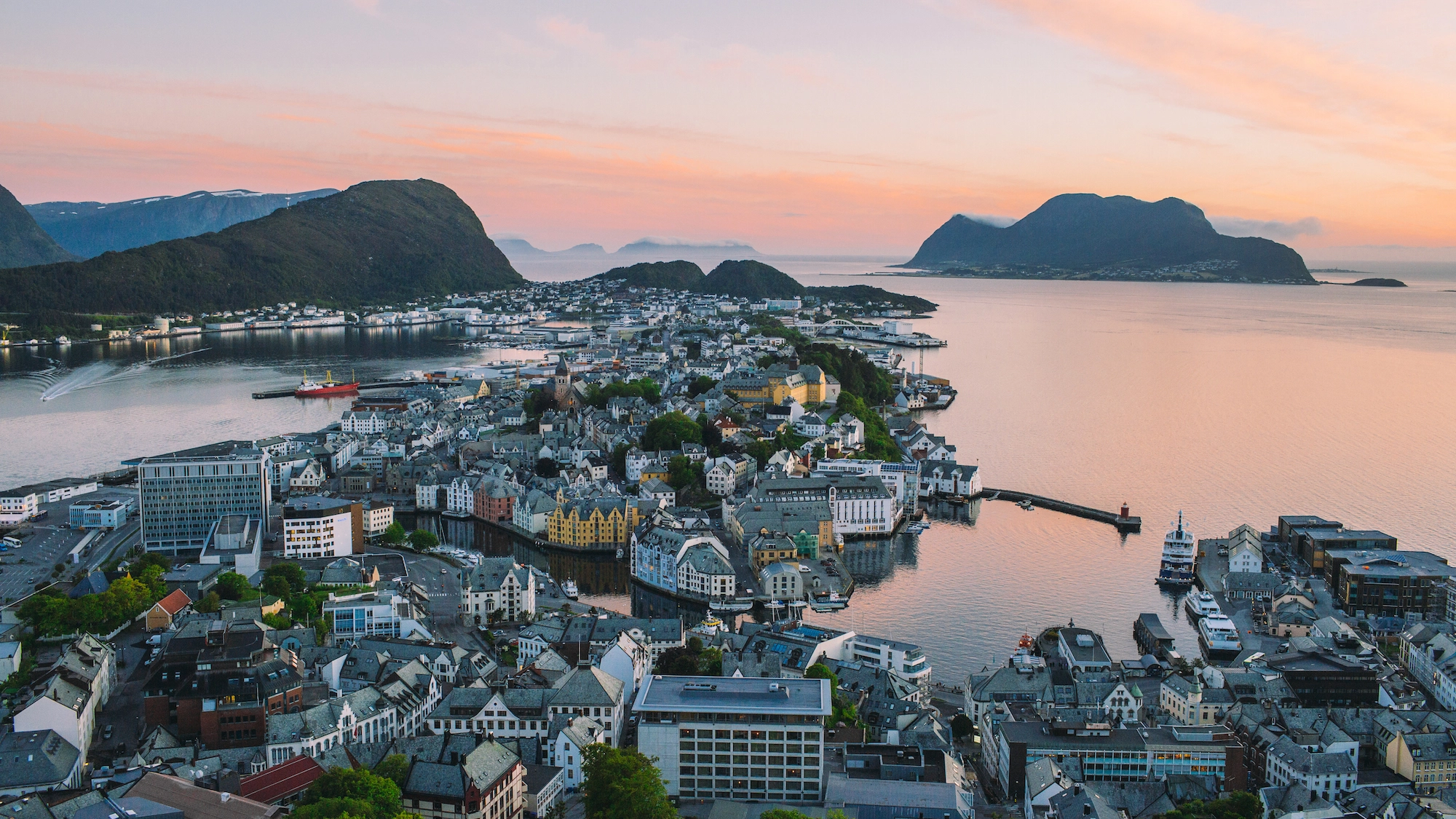 Alesund Wallpapers - Wallpaper Cave