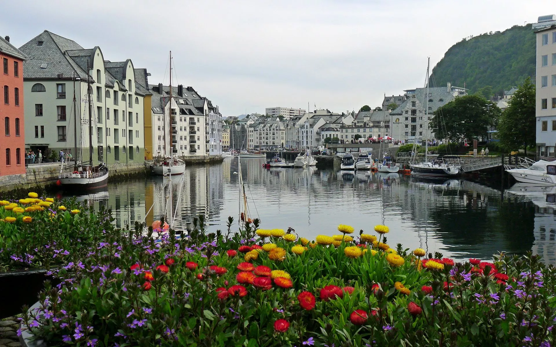 Alesund Wallpapers - Wallpaper Cave