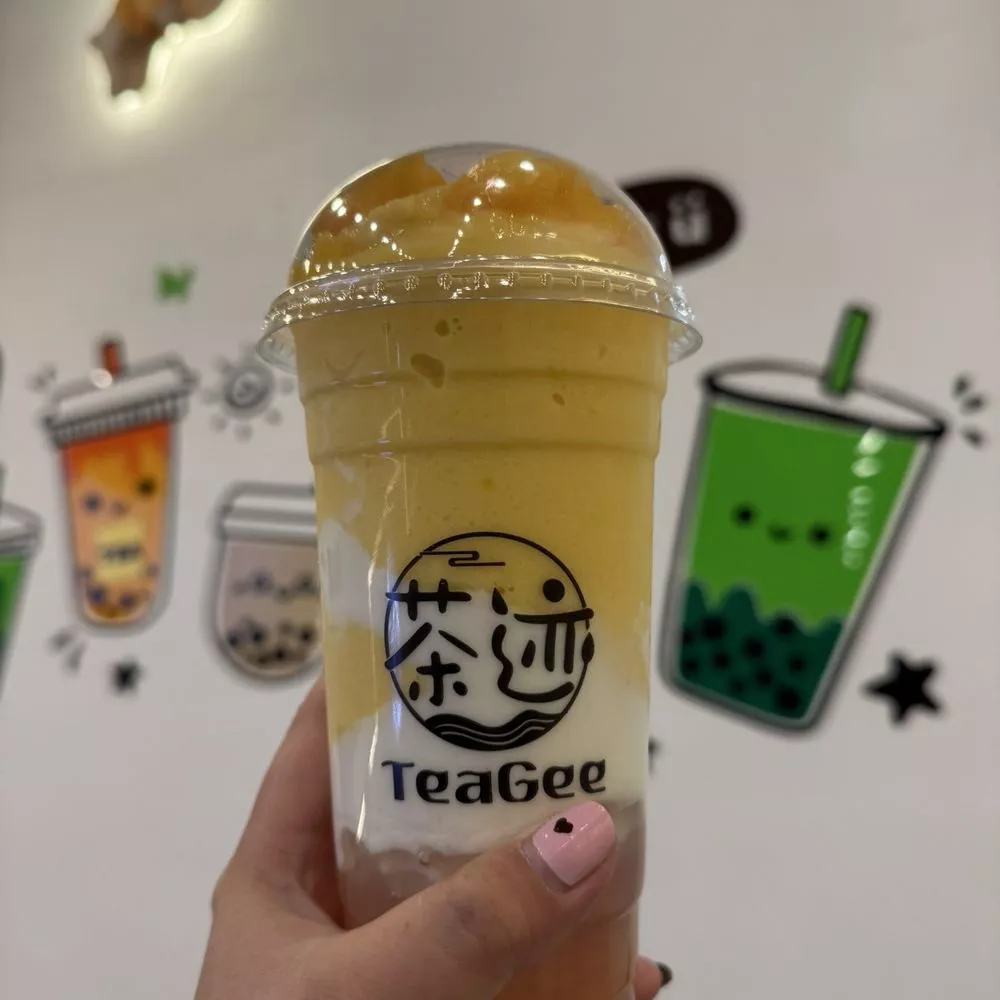 Golden Boba Wallpapers - Wallpaper Cave