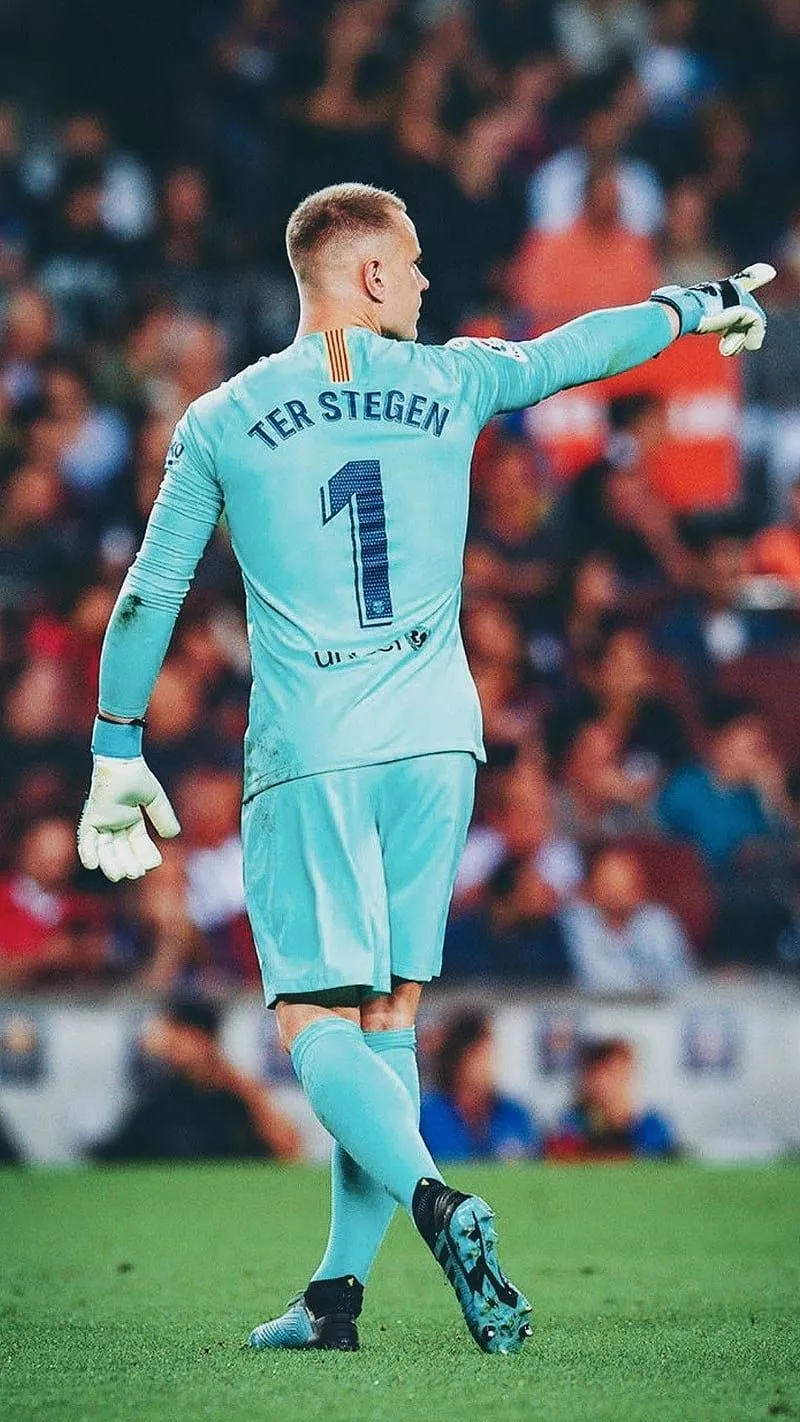 Goalkeeper Phone Wallpapers - Wallpaper Cave