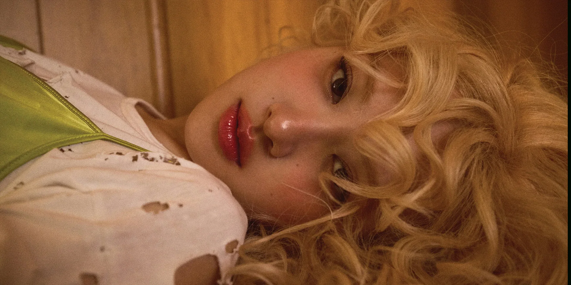 Rosie Album Wallpapers - Wallpaper Cave