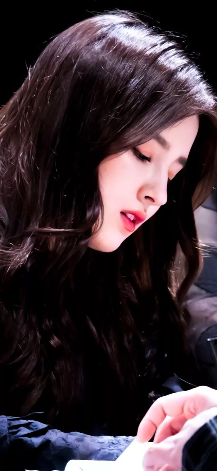 Nancy Momoland iPhone Wallpapers - Wallpaper Cave