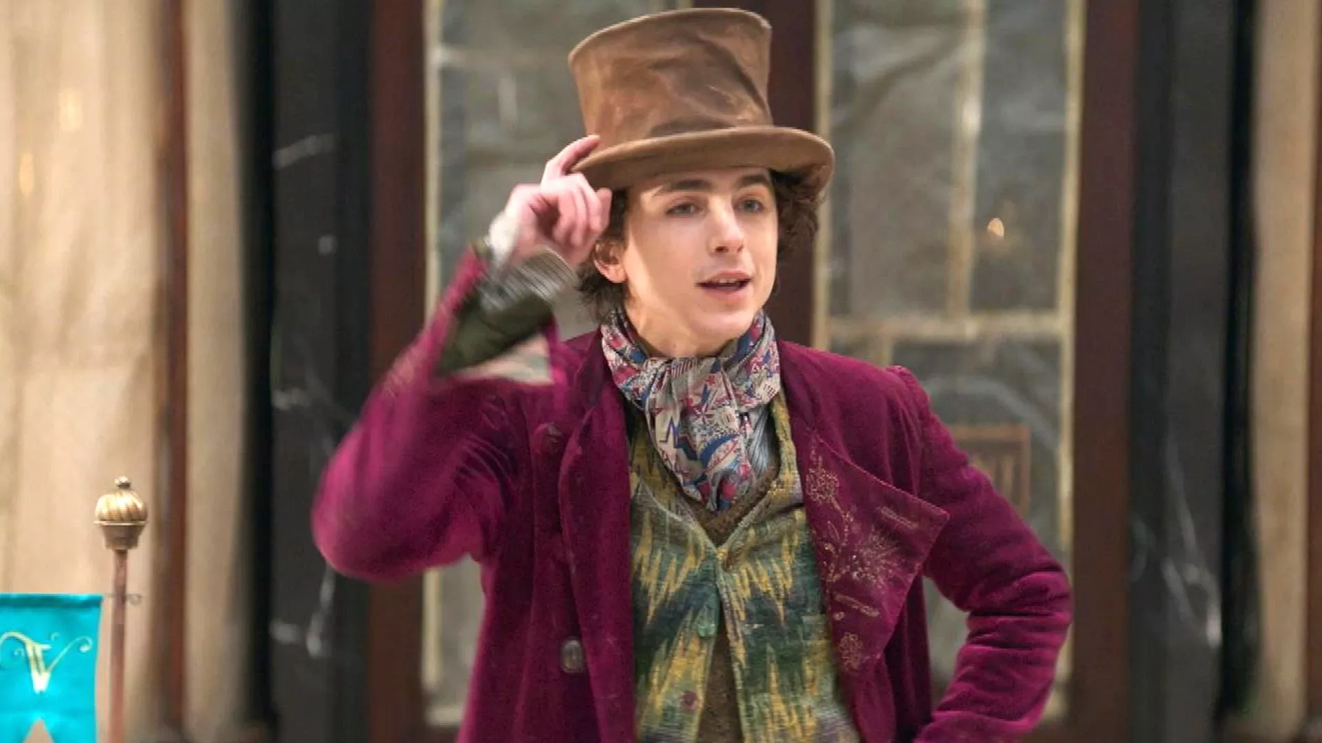 Timothee Chalamet Willy Wonka Wallpapers - Wallpaper Cave Timothee Chalamet Willy Wonka Wallpapers - Wallpaper Cave
