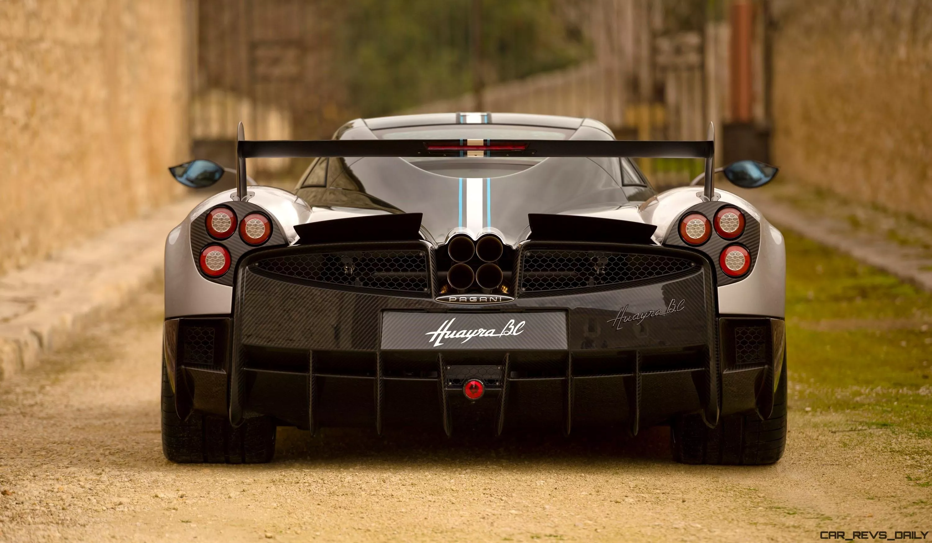 Pagani Huayra Rear Wallpapers - Wallpaper Cave