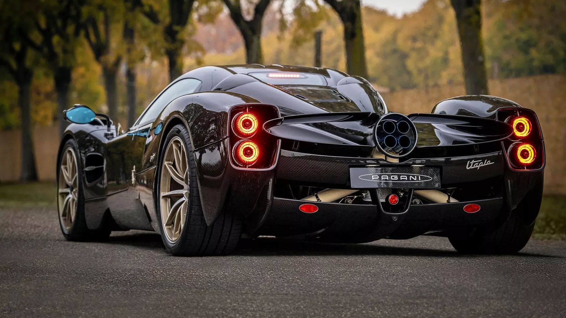 Pagani Huayra Rear Wallpapers - Wallpaper Cave