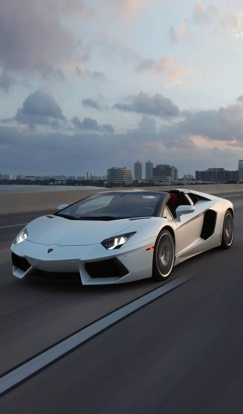 Lamborghini Aesthetic Wallpapers - Wallpaper Cave