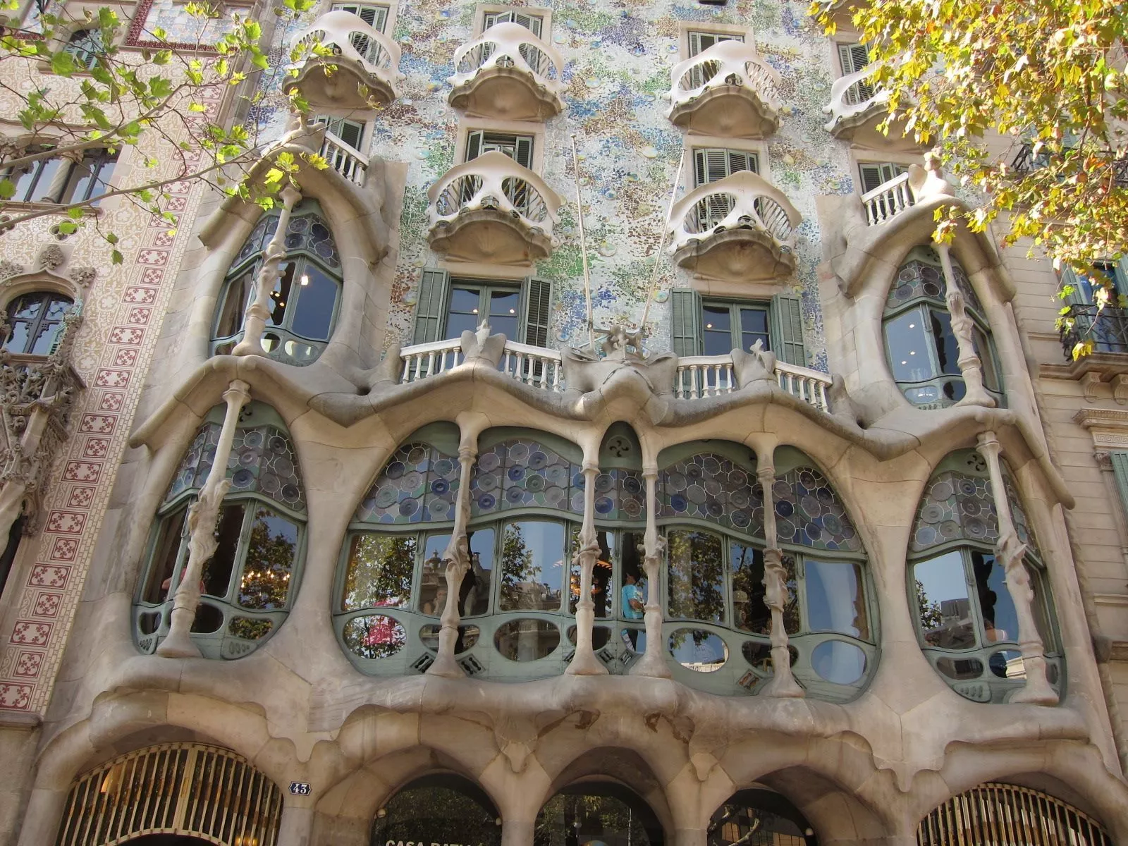 Antoni Gaudí Wallpapers - Wallpaper Cave