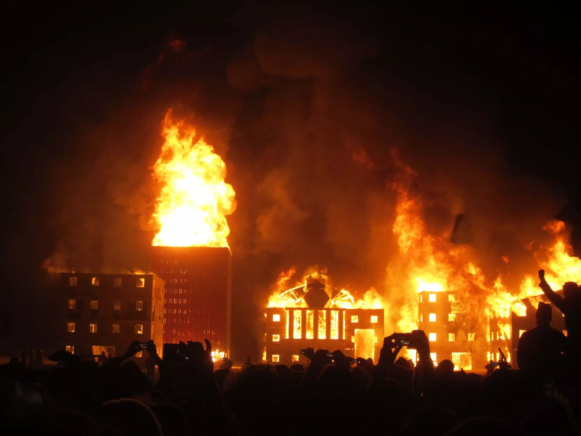 Burning Building Wallpapers - Wallpaper Cave