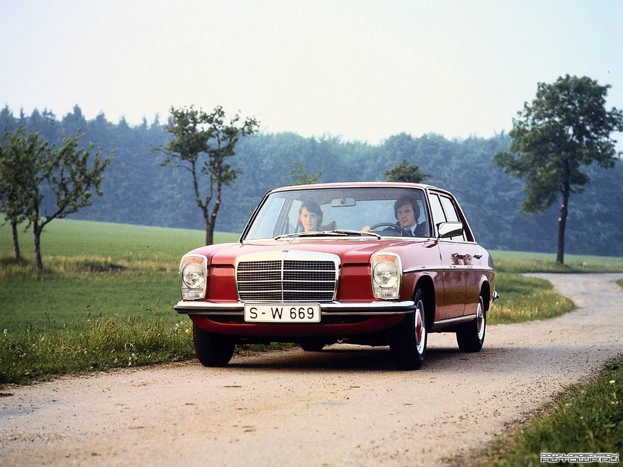 Mercedes-Benz W114 Wallpapers - Wallpaper Cave