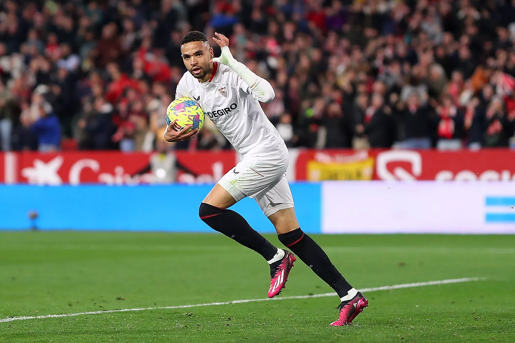 Youssef En-Nesyri Wallpapers - Wallpaper Cave