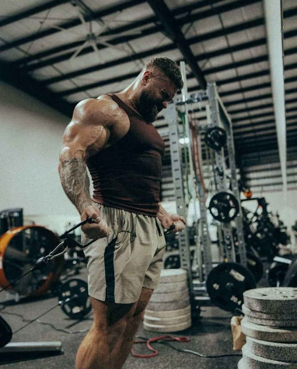 Chris Bumstead iPhone Wallpapers - Wallpaper Cave