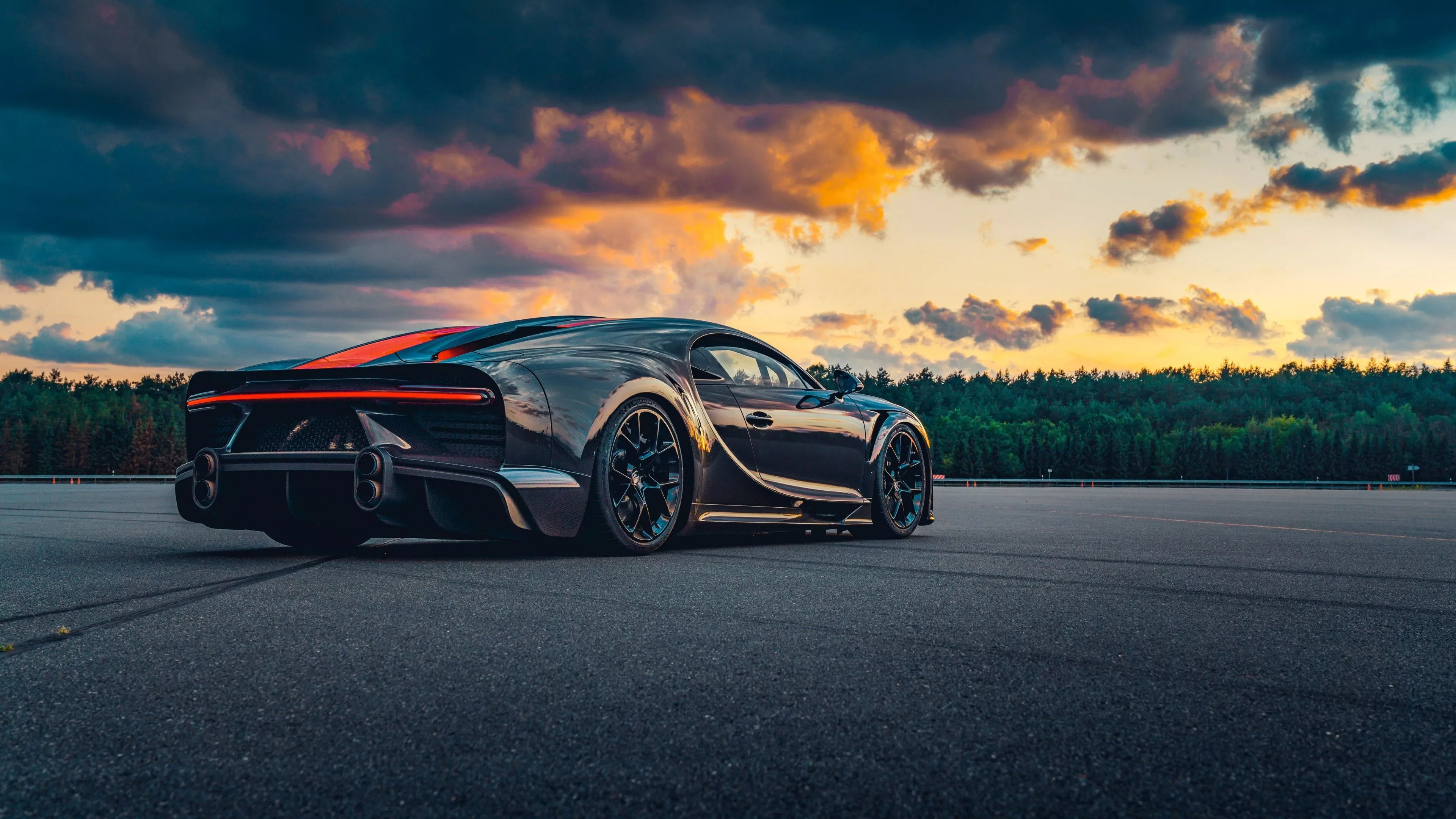 Bugatti Laptop Wallpapers - Wallpaper Cave