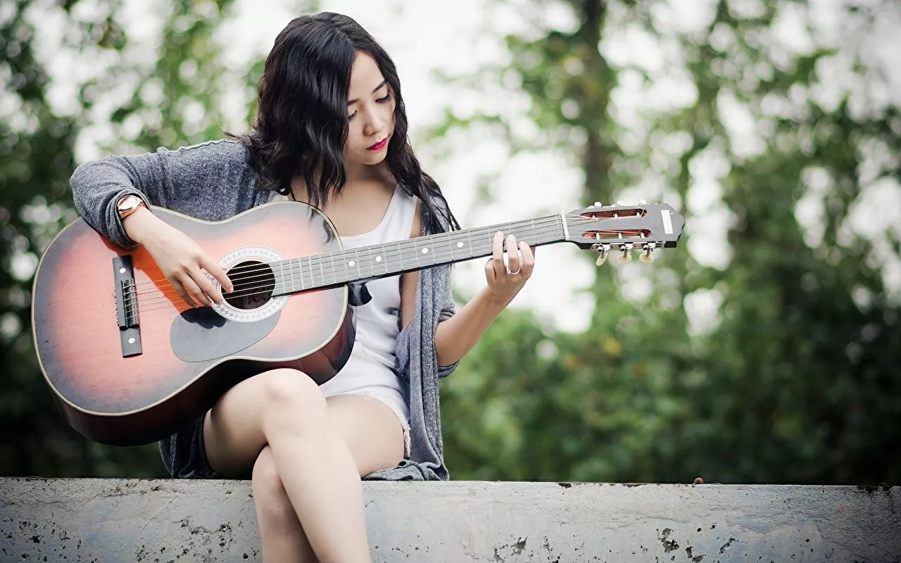 Girl Playing Guitar Wallpapers - Wallpaper Cave