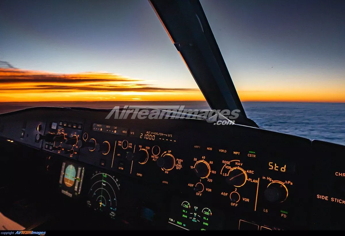 Airbus A320 Cockpit Wallpapers - Wallpaper Cave