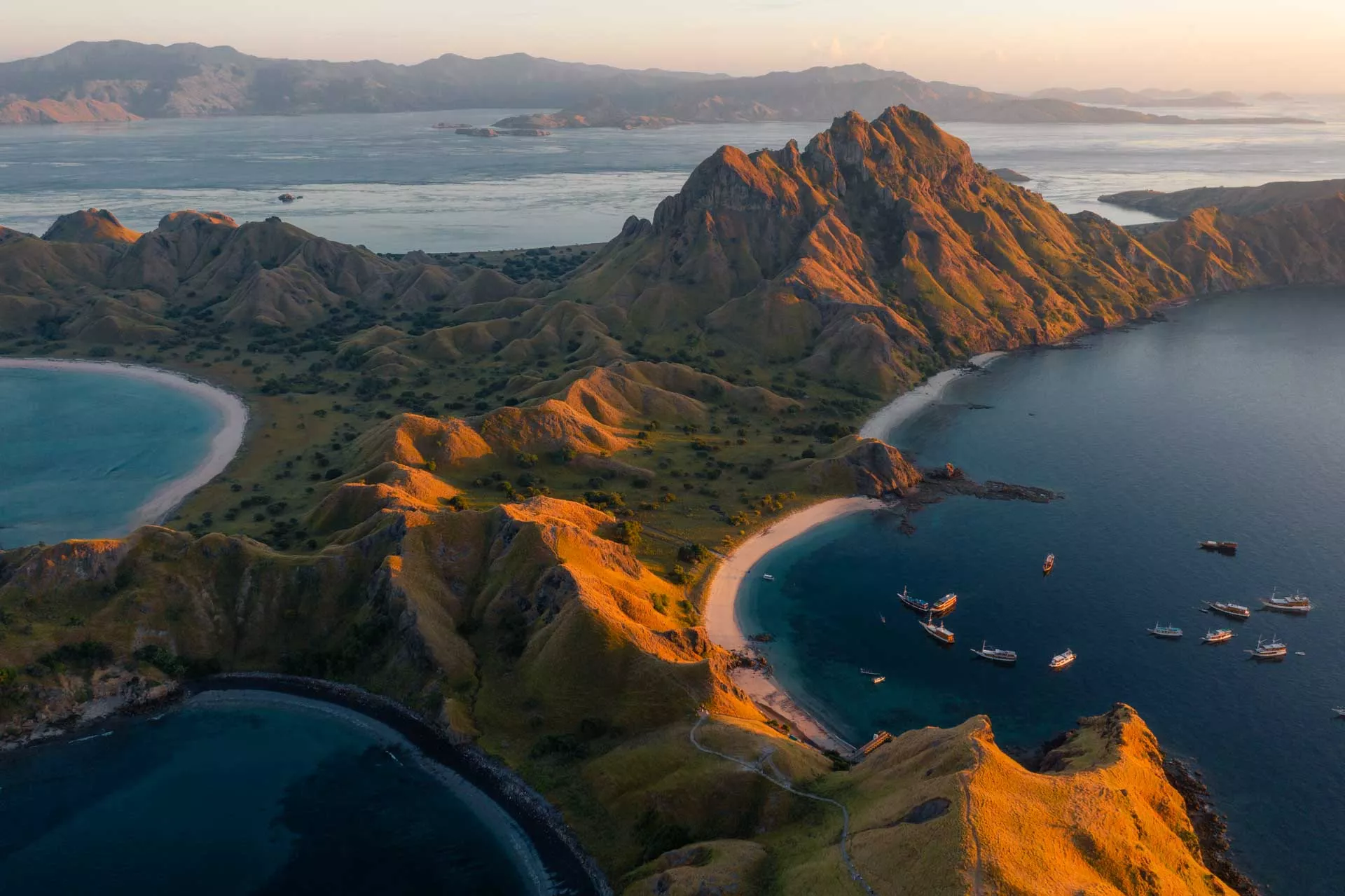 Padar Island Wallpapers - Wallpaper Cave