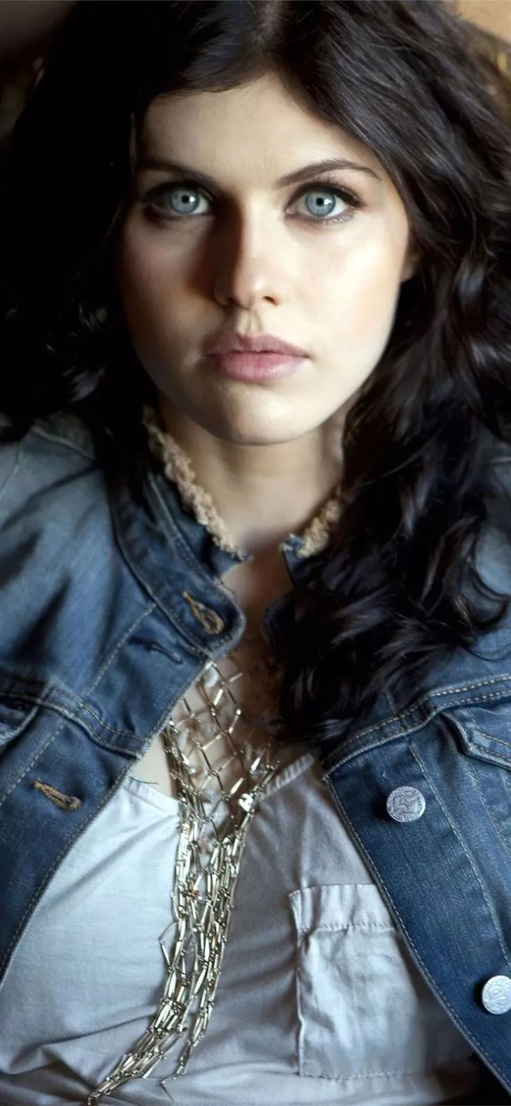 Alexandra Daddario iPhone Wallpapers - Wallpaper Cave