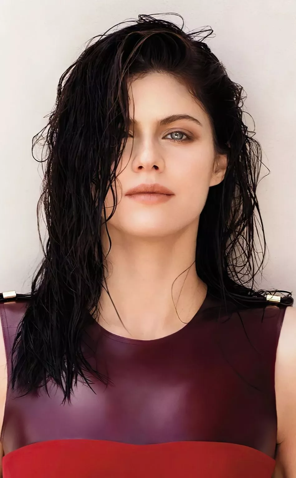 Alexandra Daddario iPhone Wallpapers - Wallpaper Cave