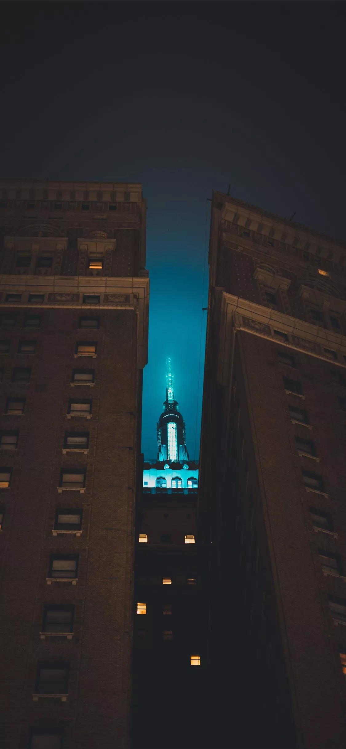 Glowing iPhone Wallpapers - Wallpaper Cave