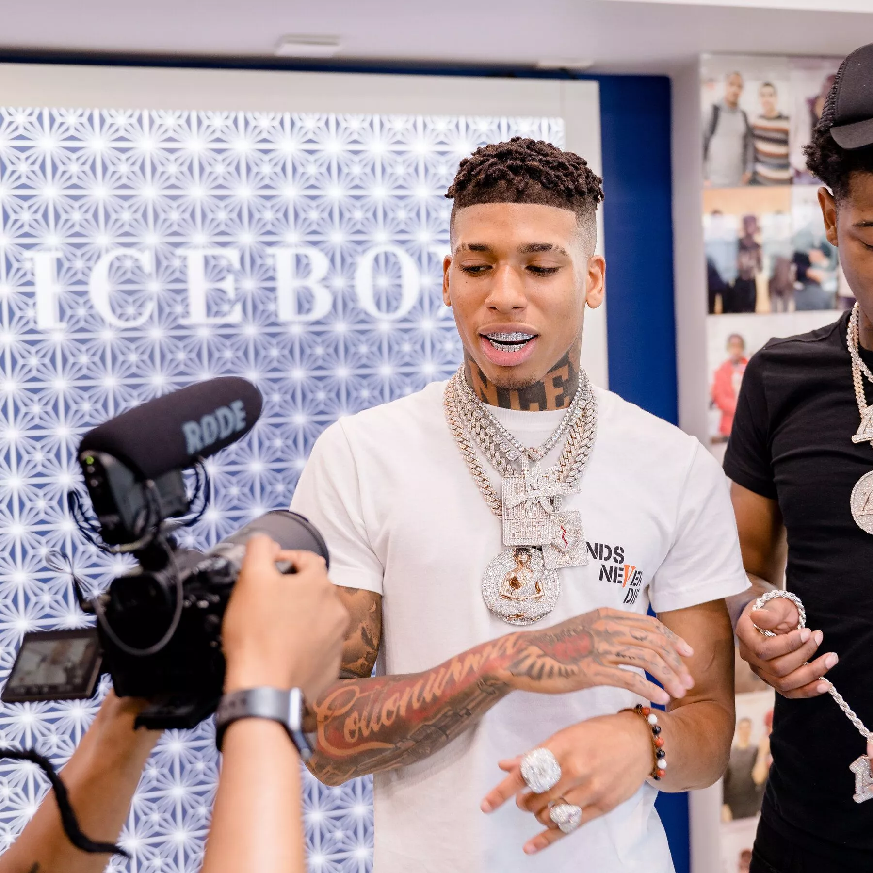 Icebox Chains Wallpapers - Wallpaper Cave