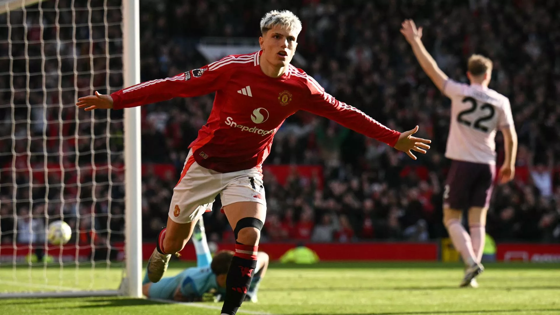2025 Man United Desktop Wallpapers - Wallpaper Cave