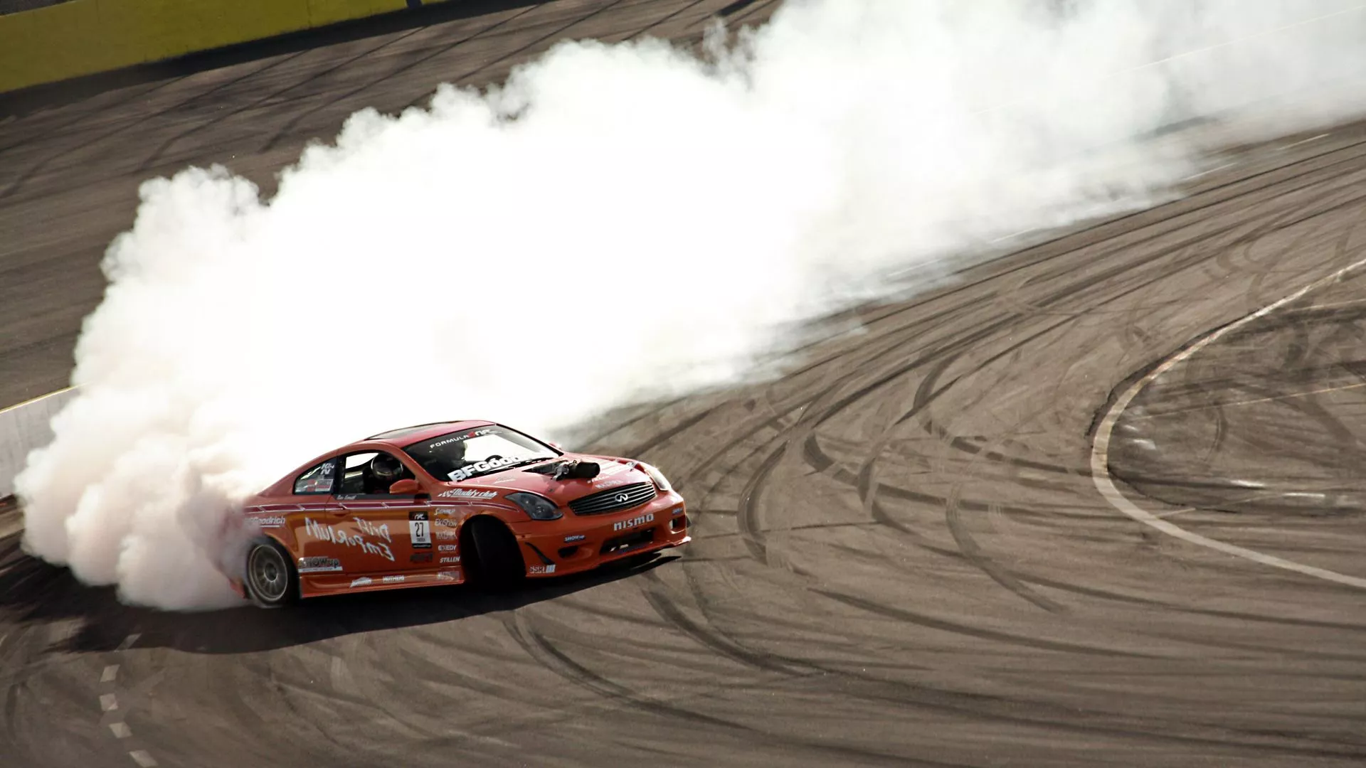 Drift Car With Smoke Wallpapers - Wallpaper Cave