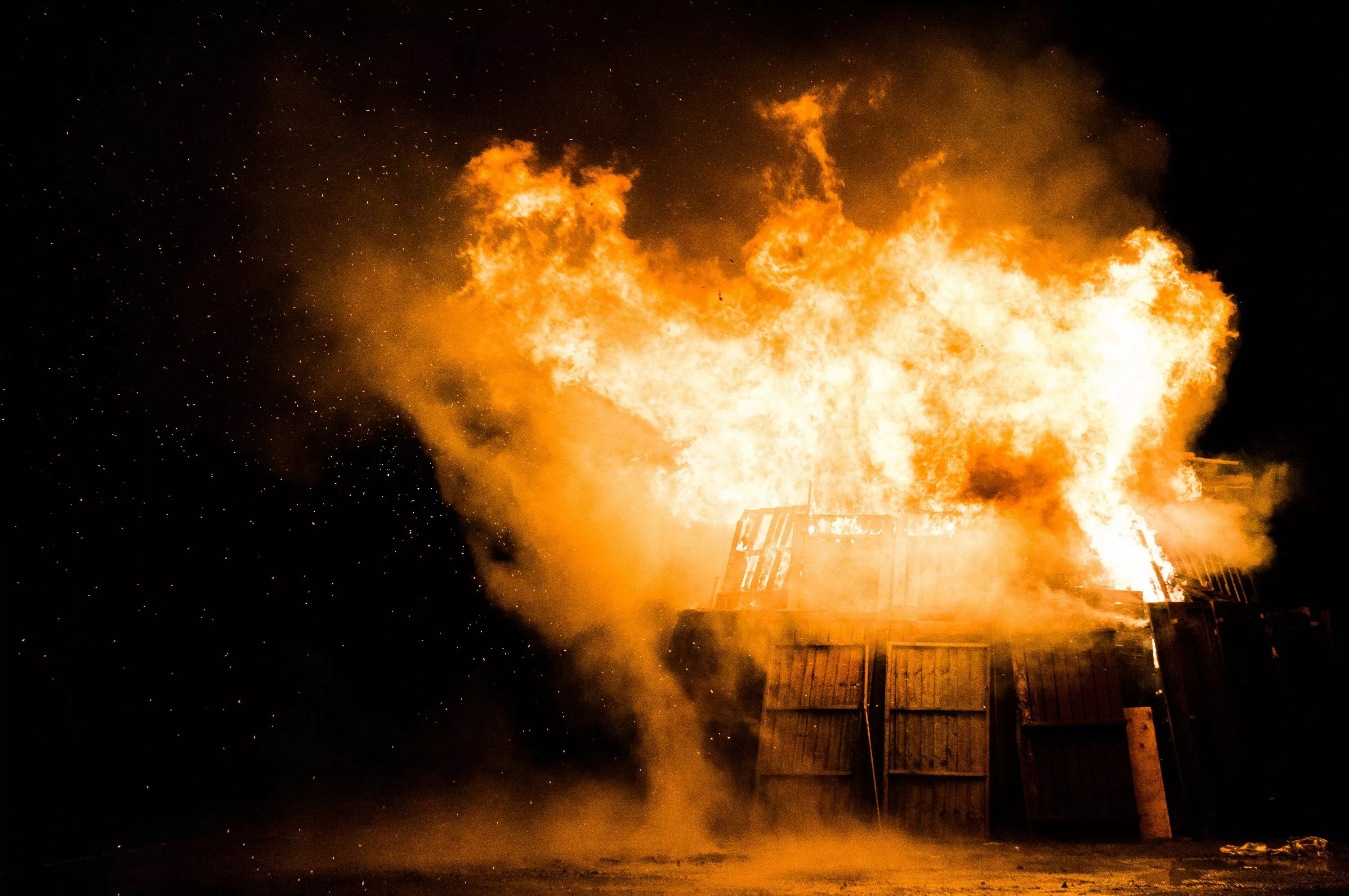 Dumpster Fire Wallpapers - Wallpaper Cave