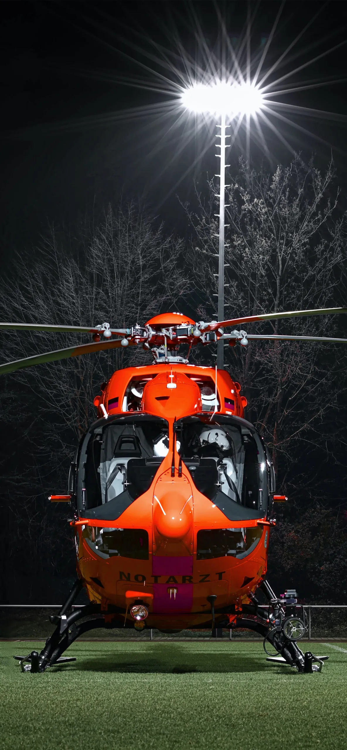 iPhone Helicopter Wallpapers - Wallpaper Cave