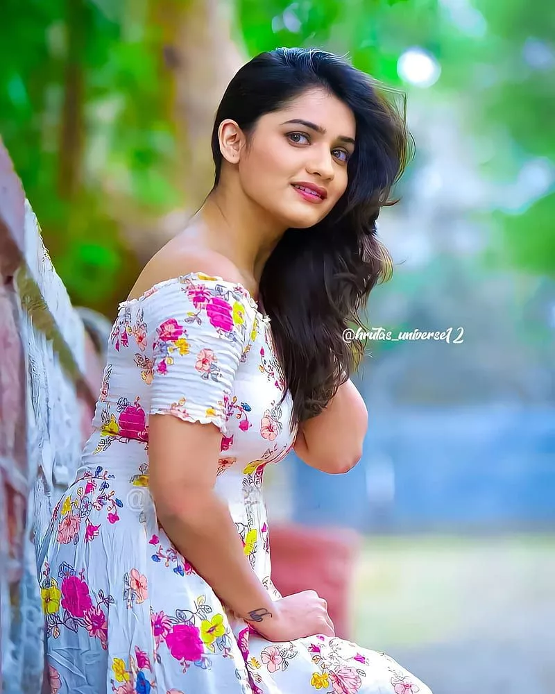 Phulpakharu Wallpapers - Wallpaper Cave