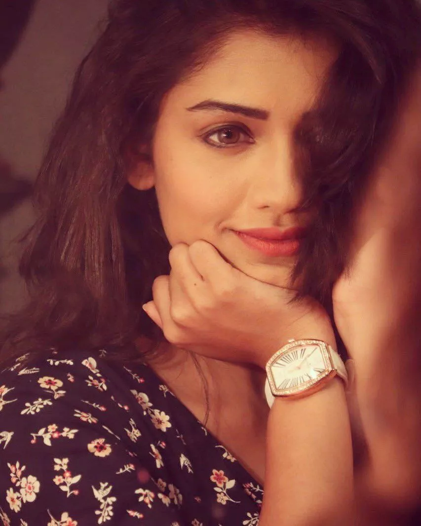 Phulpakharu Wallpapers - Wallpaper Cave