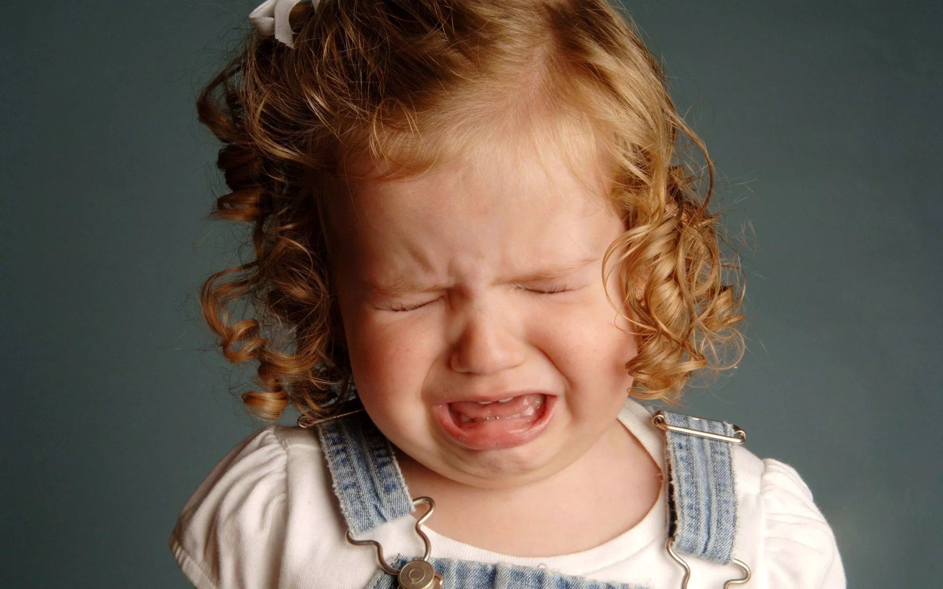 Crying Kid Wallpapers - Wallpaper Cave