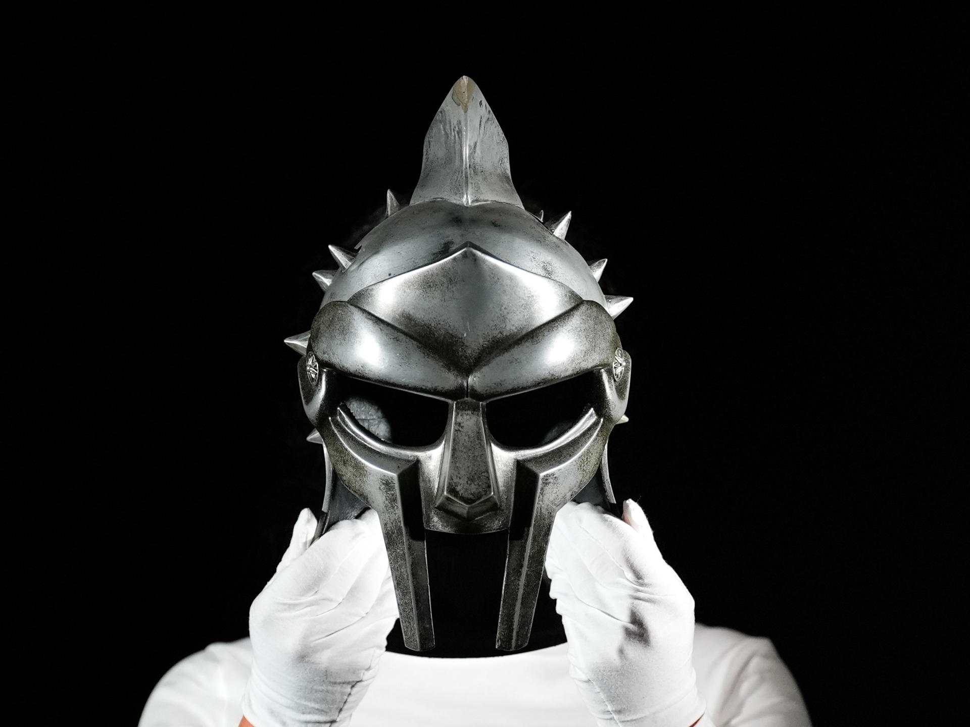 Gladiator Helmet Wallpapers - Wallpaper Cave