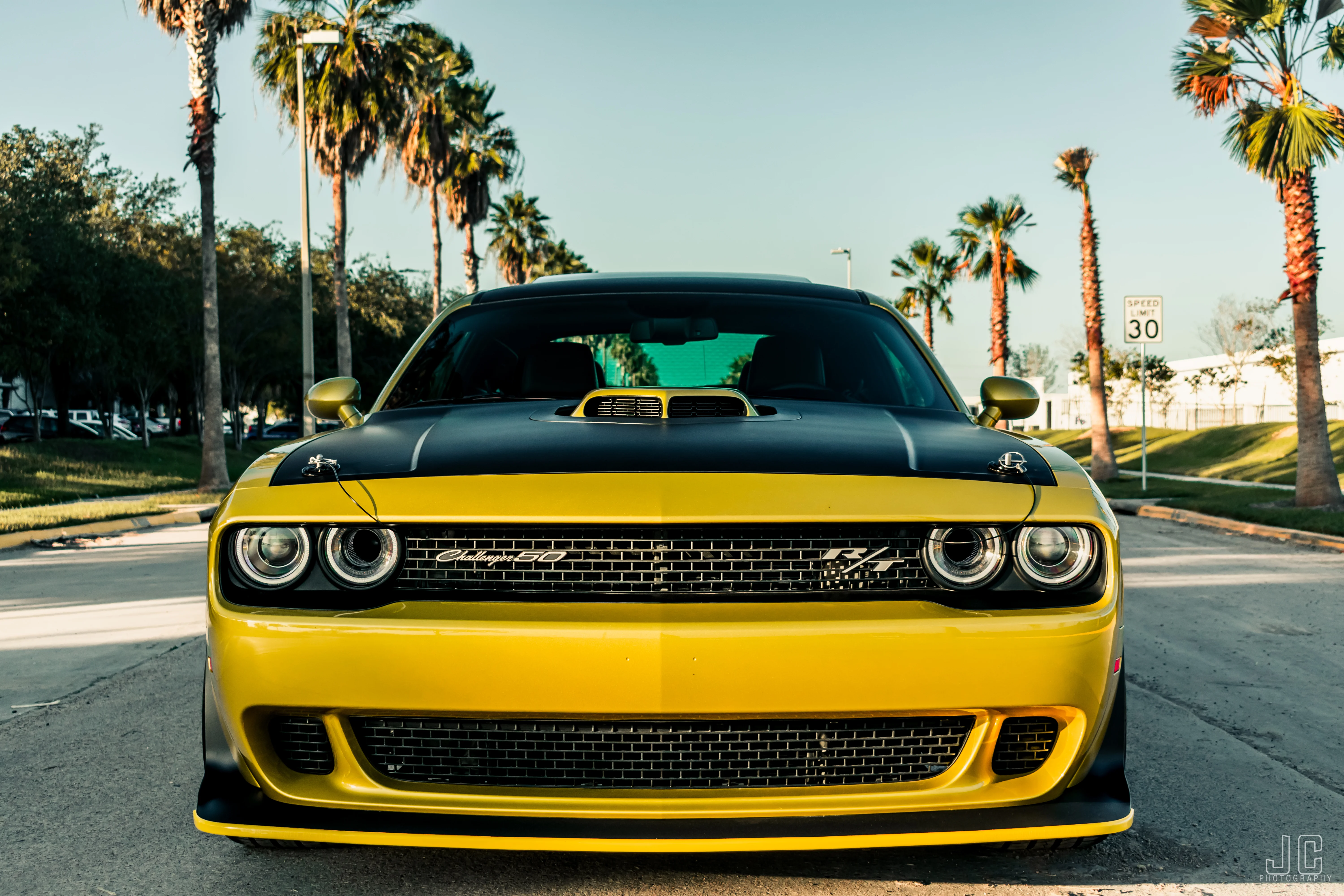 Hellcat Charger SRT Widebody Gold Wallpapers - Wallpaper Cave
