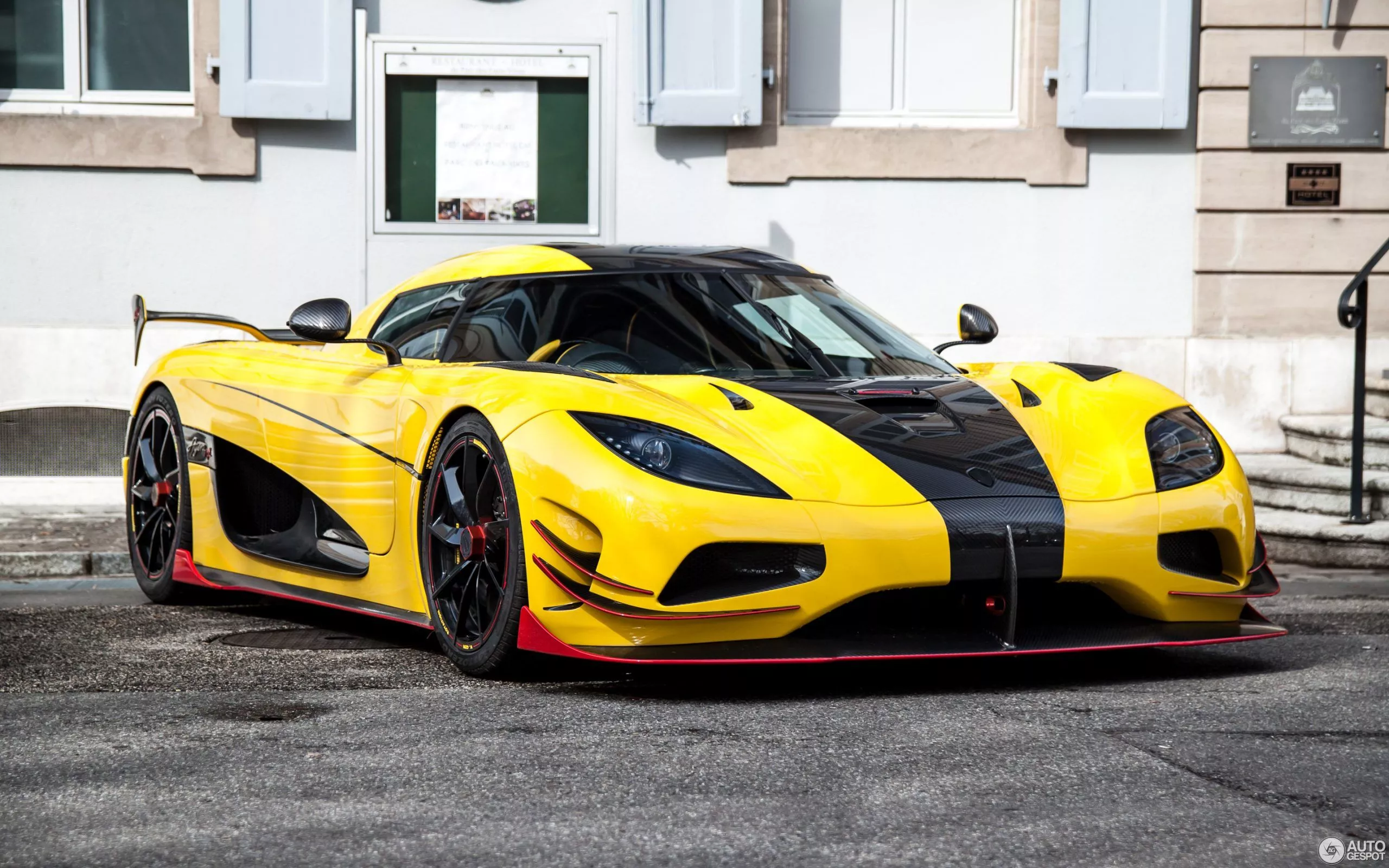 Yellow Koenigsegg Wallpapers - Wallpaper Cave
