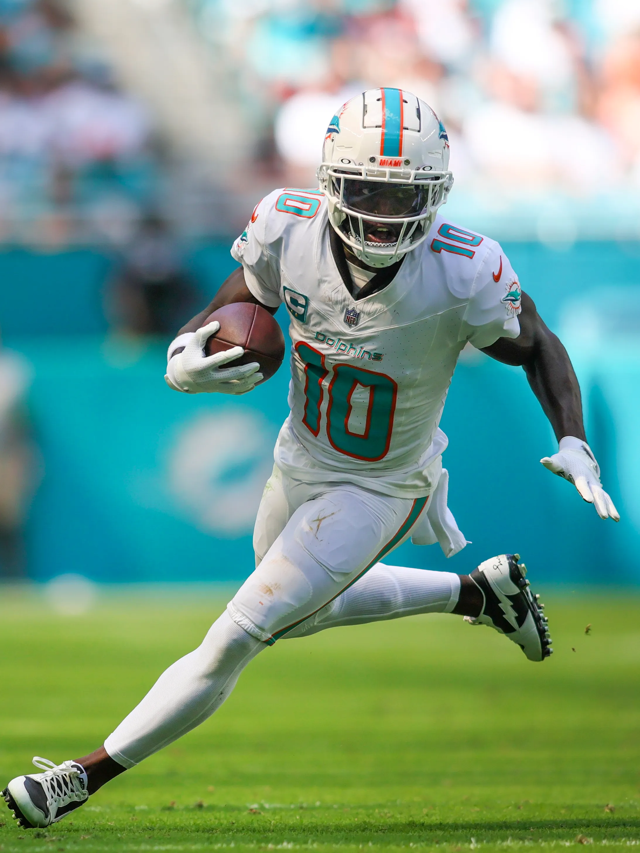 Tyreek Hill Phone Wallpapers - Wallpaper Cave