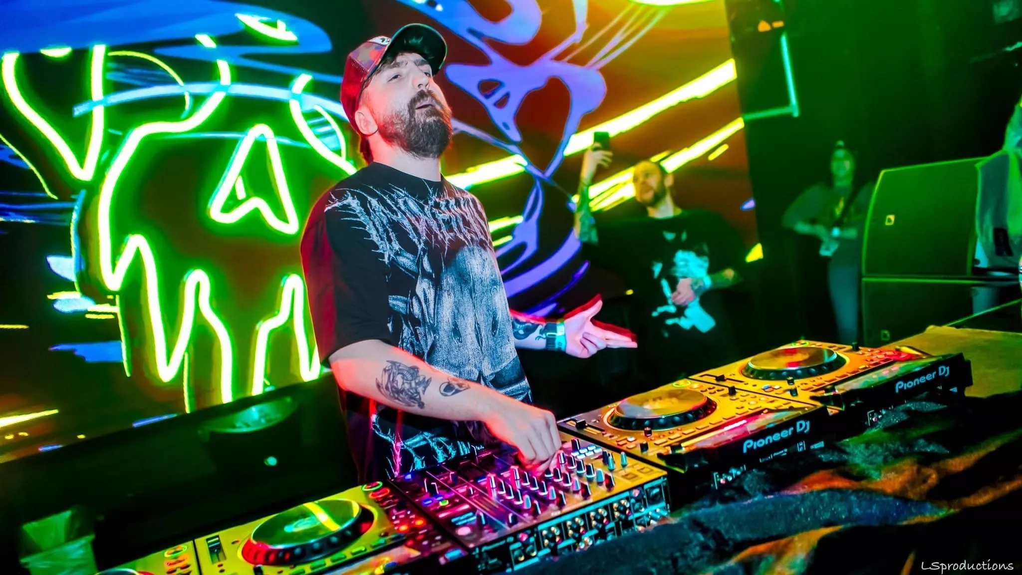 Random Guy Wallpapers - Wallpaper Cave