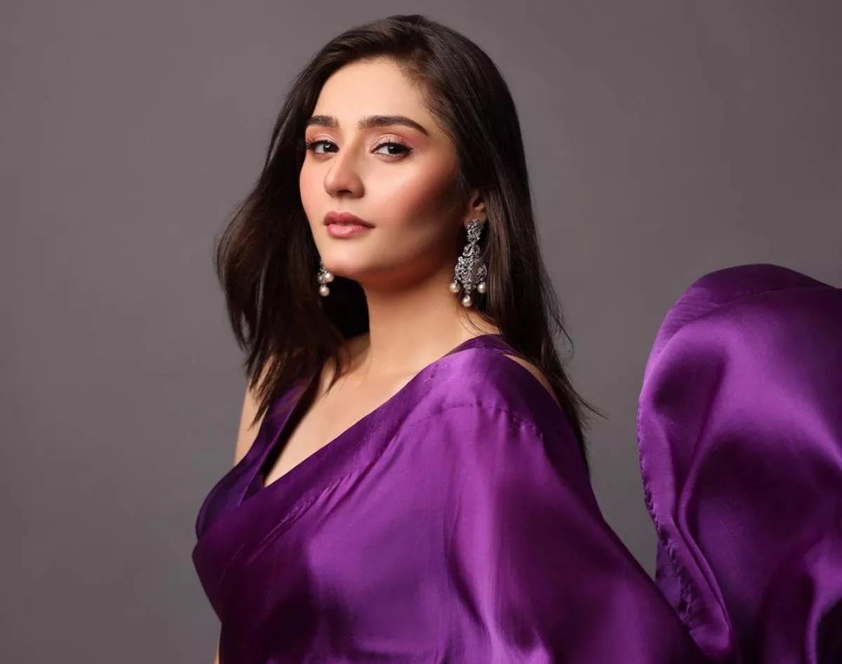 Durefishan Saleem Wallpapers - Wallpaper Cave