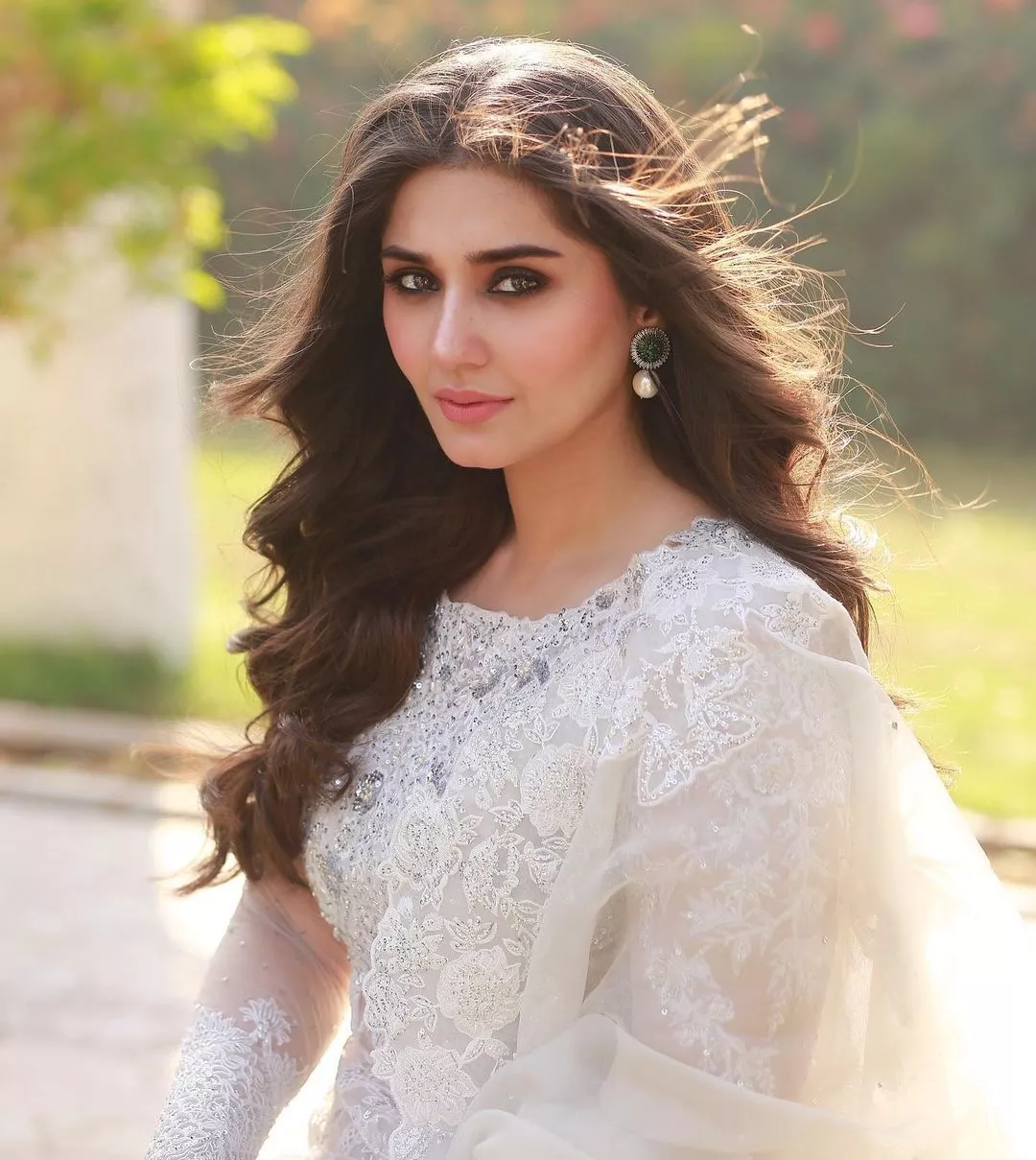 Durefishan Saleem Wallpapers - Wallpaper Cave