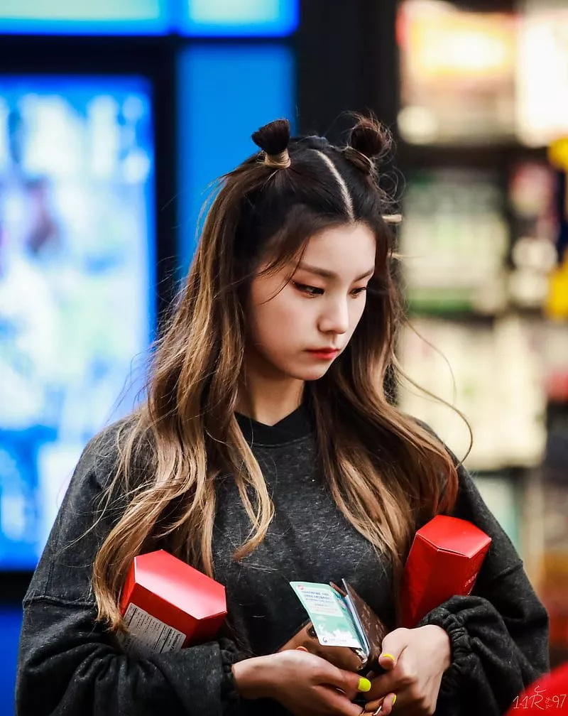 Yeji Aesthetic Wallpapers - Wallpaper Cave