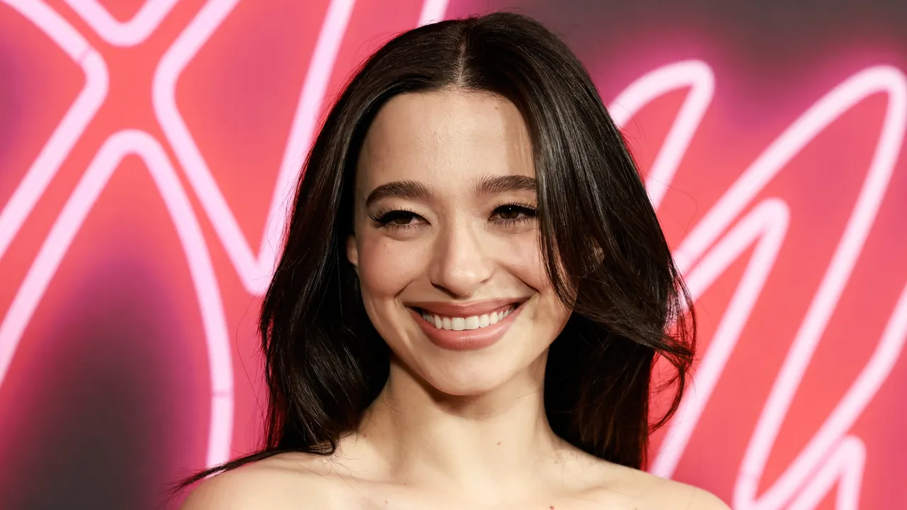 Anora Mikey Madison Wallpapers - Wallpaper Cave