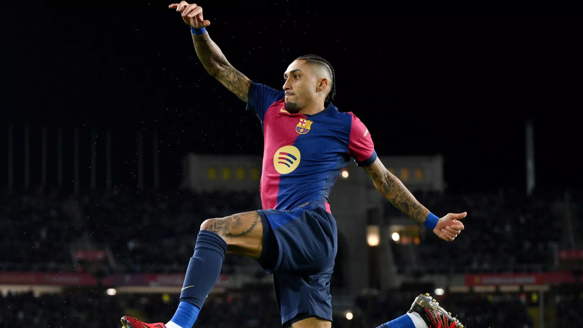 Ferran Torres 2025 Wallpapers - Wallpaper Cave