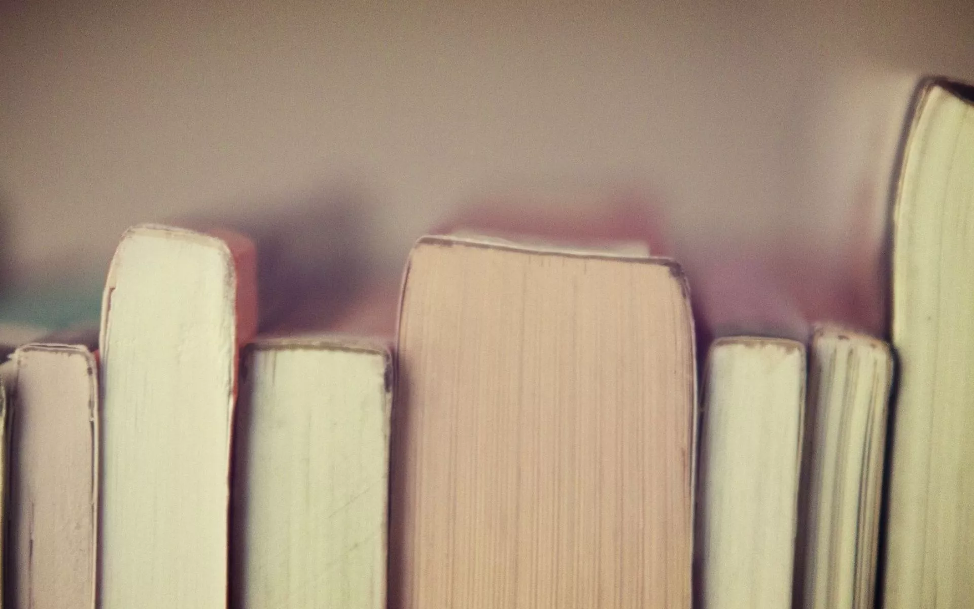 Book Aesthetic Desktop Wallpapers - Wallpaper Cave