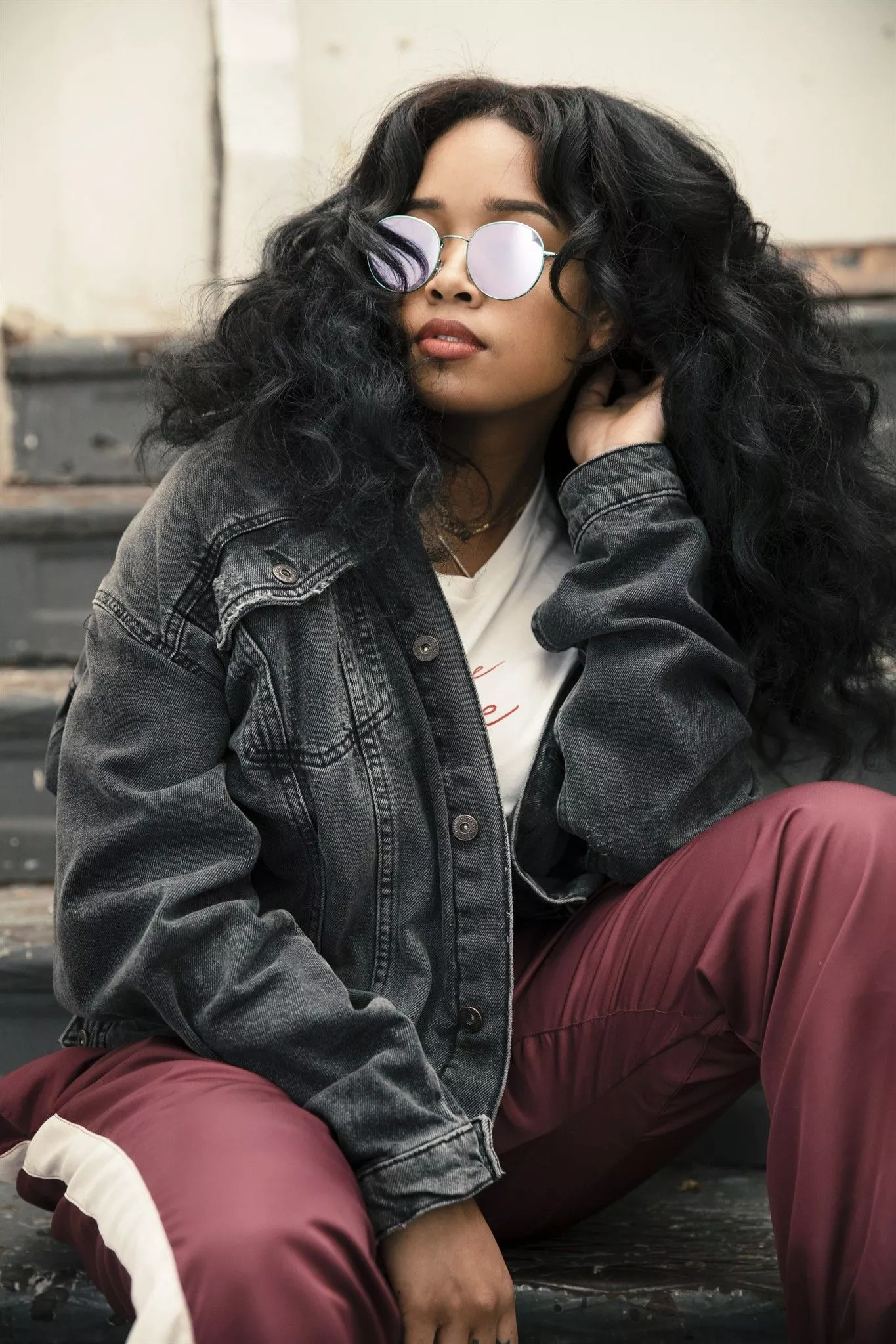 The Singer H.E.R. Wallpapers - Wallpaper Cave